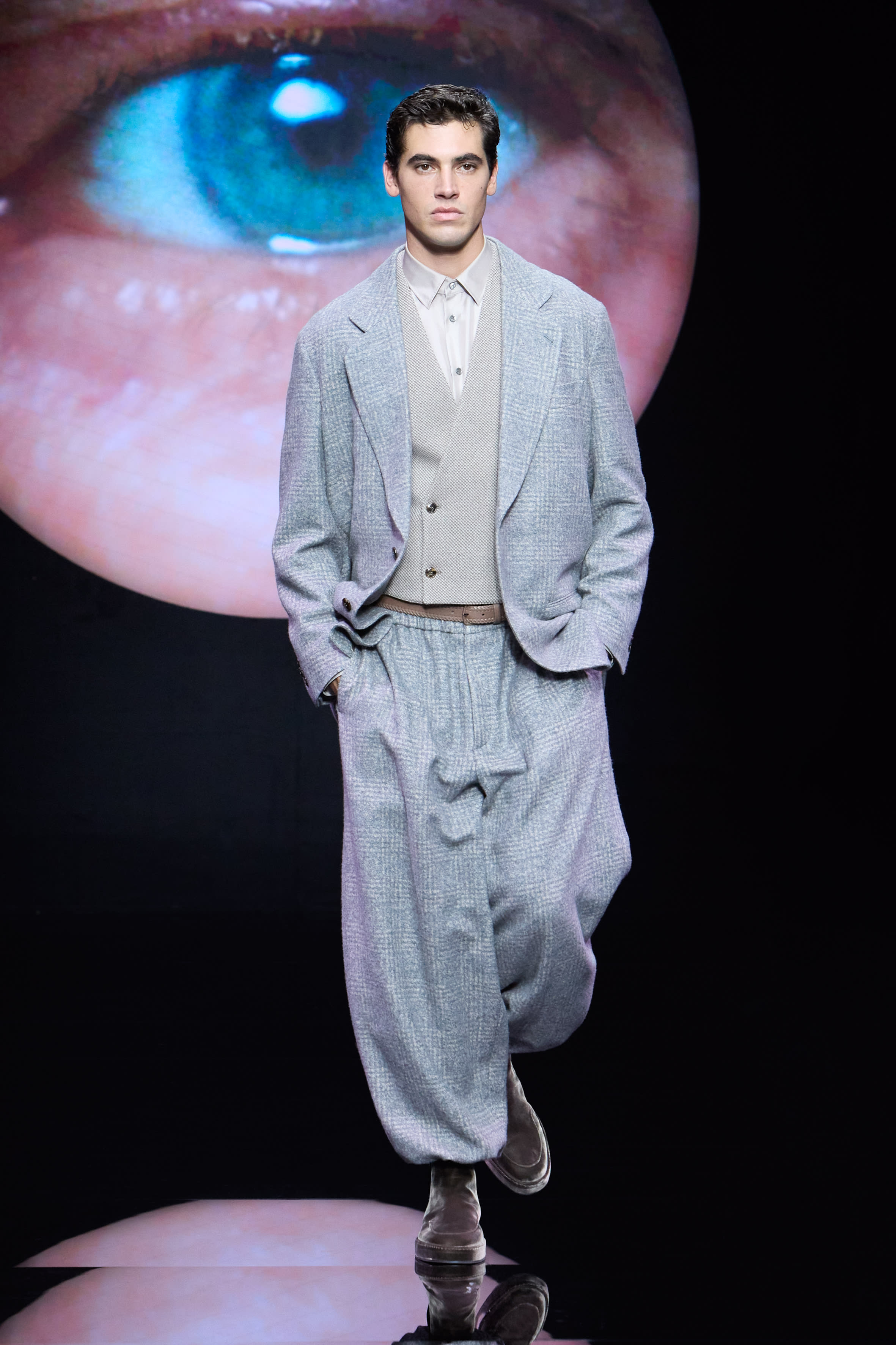 Autumn/Winter 2024-2025 Men’s Runway | Giorgio Armani