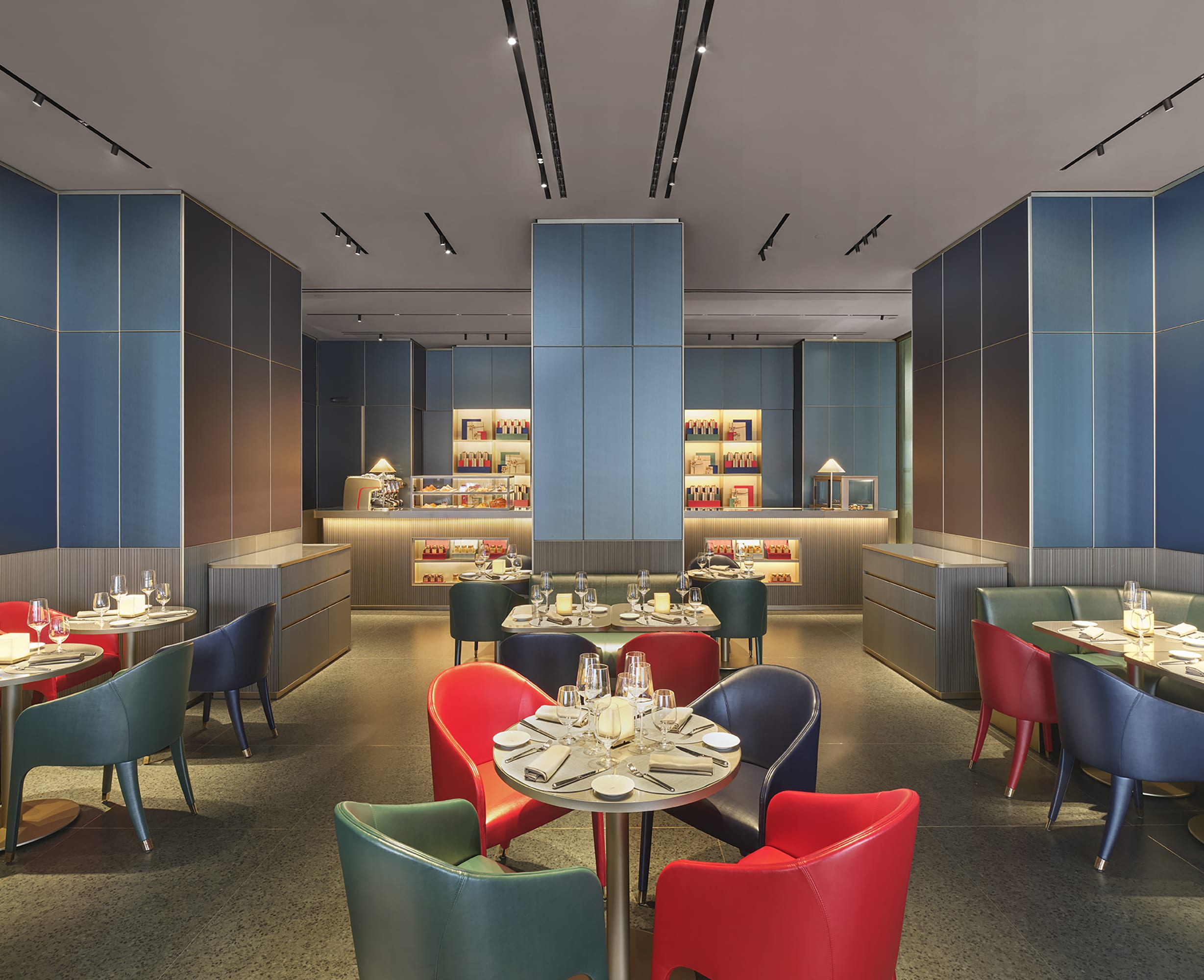 Emporio Armani Ristorante & Caffè Milan | Armani Restaurant