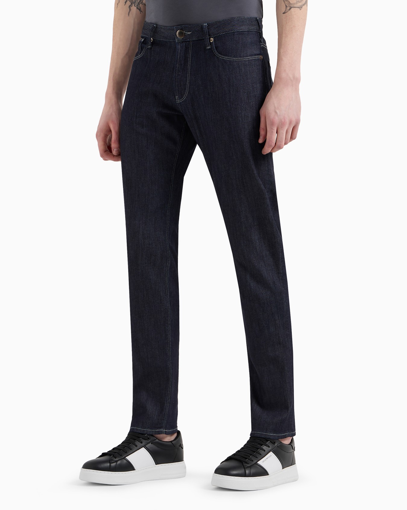 J06 Worn-effect wash, slim-fit, 8 oz denim jeans | Emporio Armani
