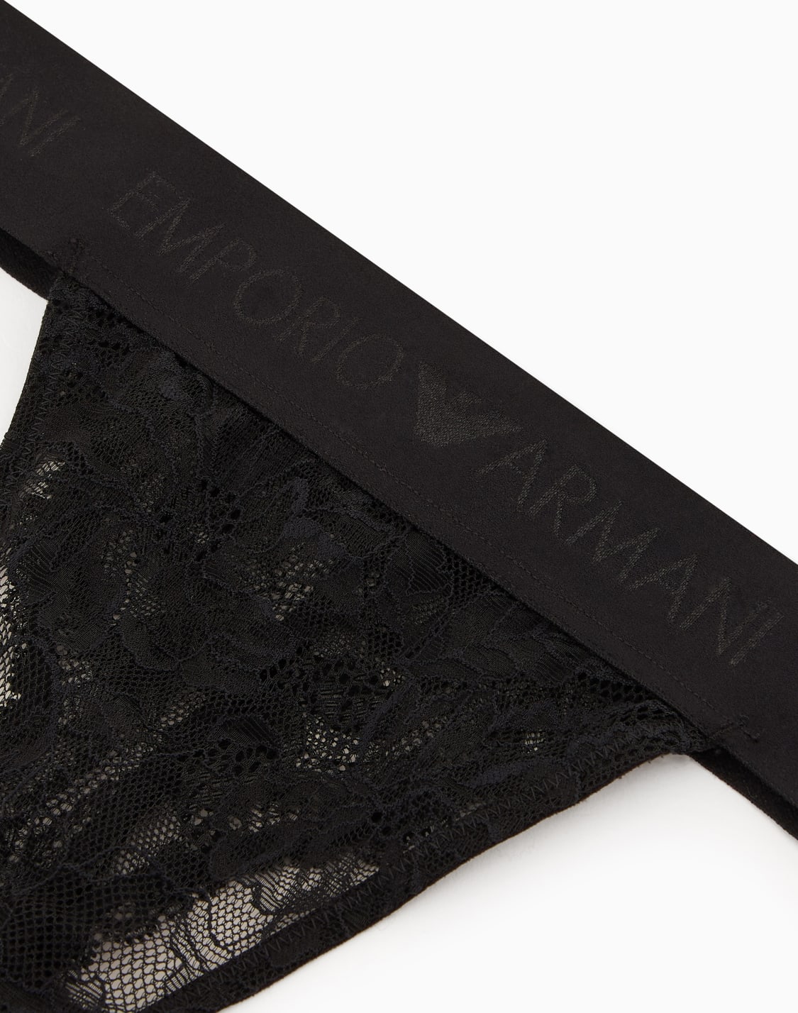 Lingerie Femme : Ensembles et tenue détente | Emporio Armani