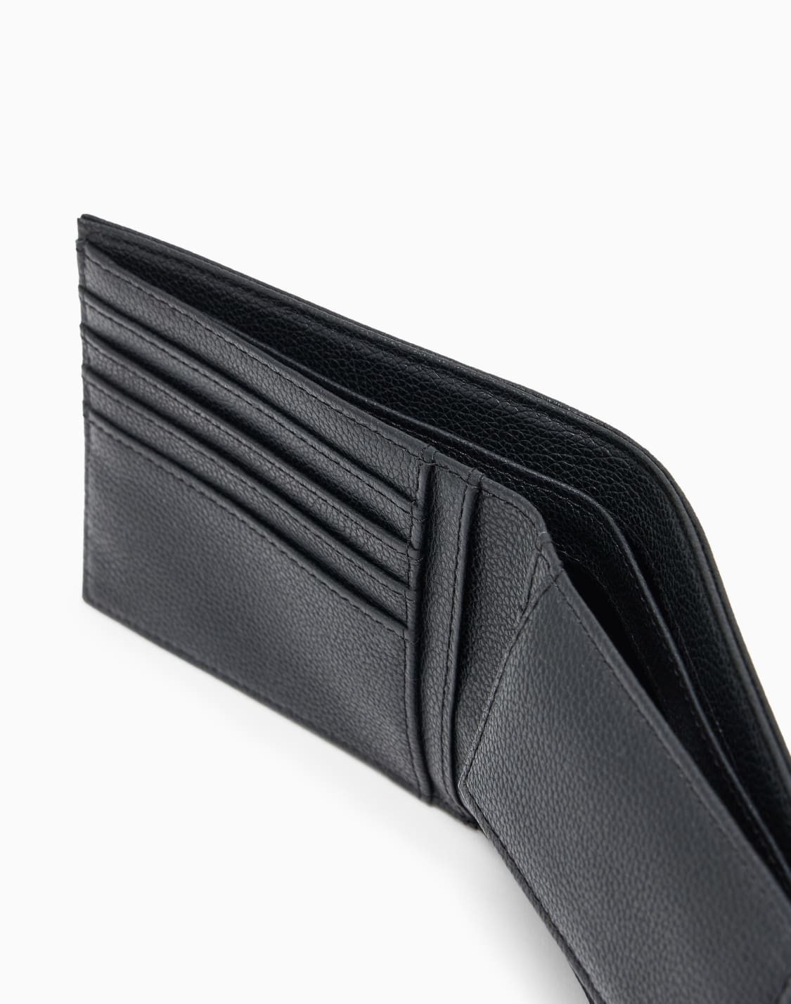 Men's Wallets and Small Leather Goods | Emporio Armani