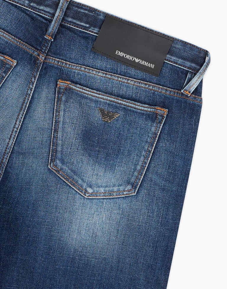 Casual and Elegant Jeans for Men | Emporio Armani