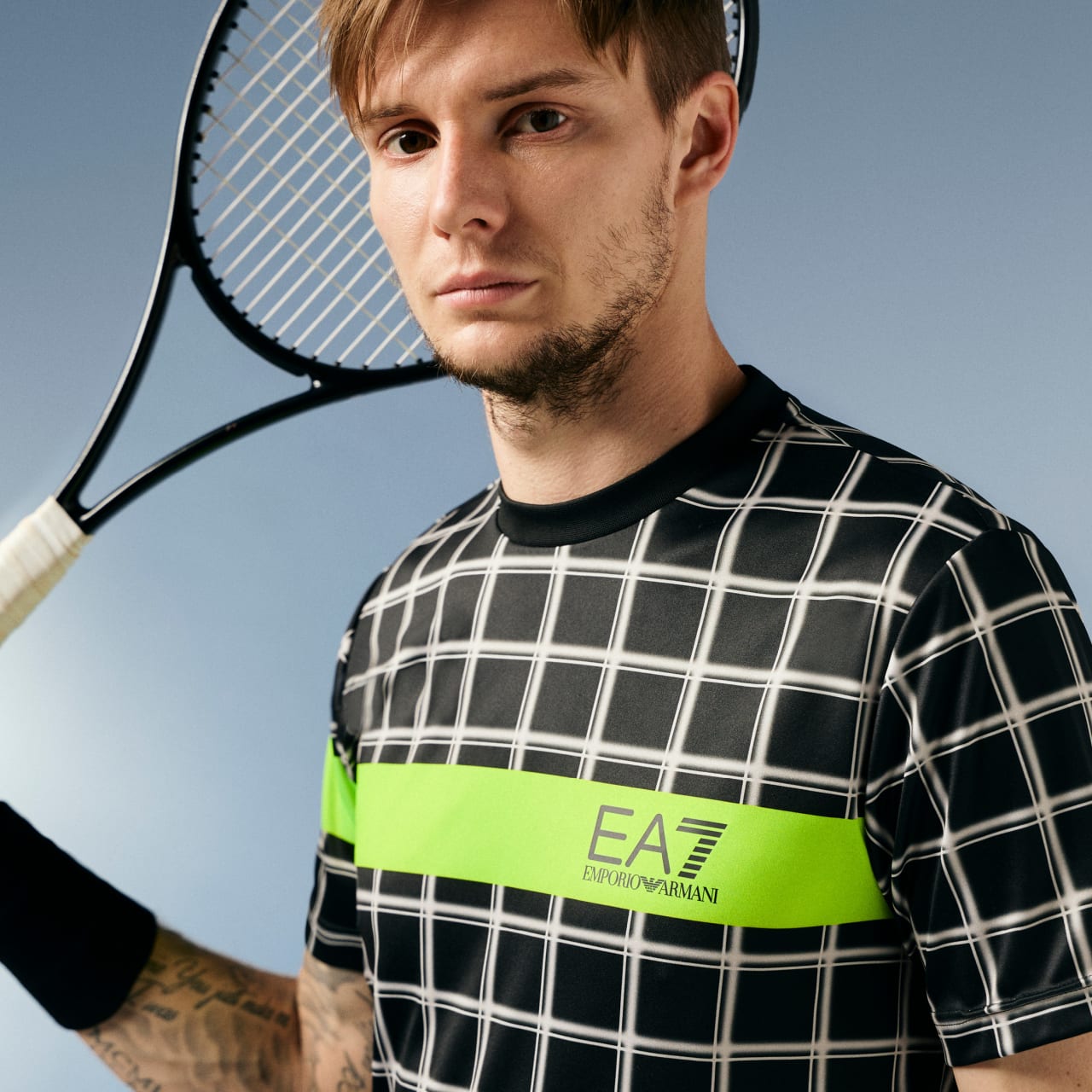 EA7 Atlethes| EA7 Emporio Armani